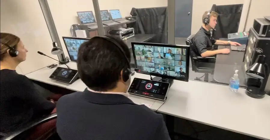 Simultaneous Interpretation Services | Stagevision